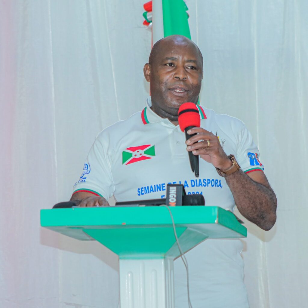 Le Président de la République du Burundi anime une séance de ...
